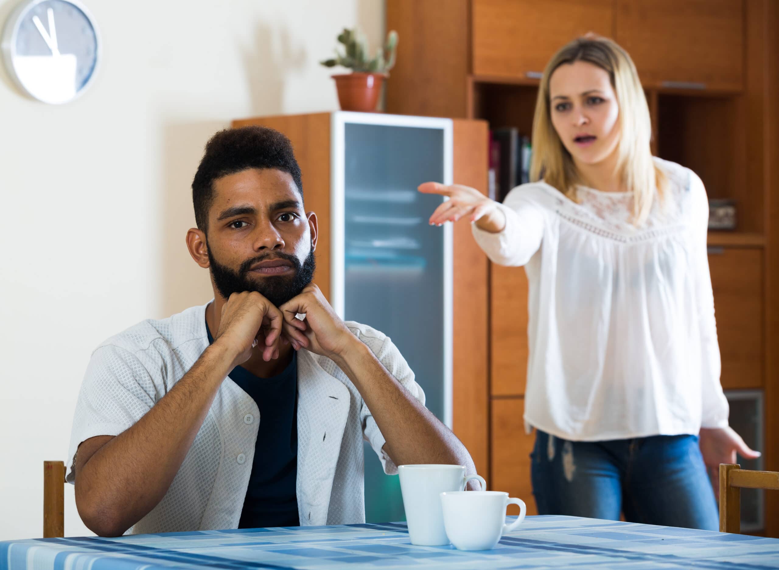 Une gifle salutaire ! - Femmes au pluriel (FP), le média des femmes ...